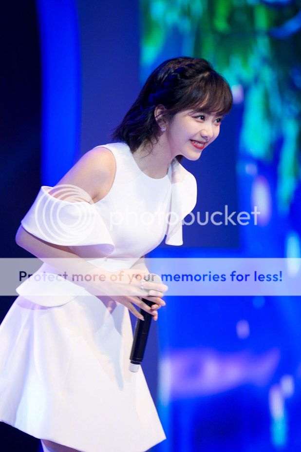 Tan Song Yun celebrates 27th Birthday with fans | A Virtual Voyage