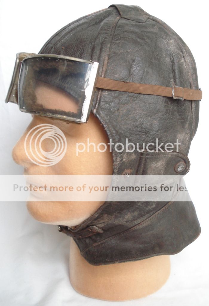 German WW1 Leather Flight Helmet & Goggles | PickelHaubes.com